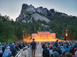 Mount Rushmore National Memorial: A complete guide - Rachel's Ruminations